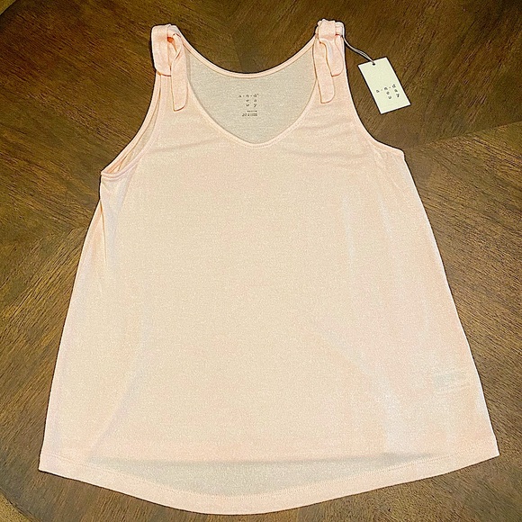 a new day | Tops | Light Peach Tank With Bows | Poshmark